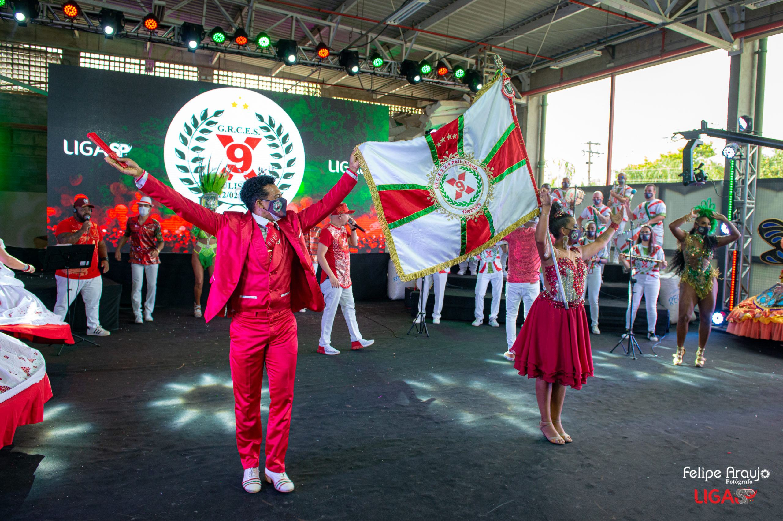 Bastidores de A Arte do Carnaval: X-9 Paulistana - Liga-SP
